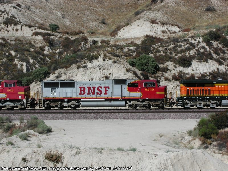 BNSF 8269